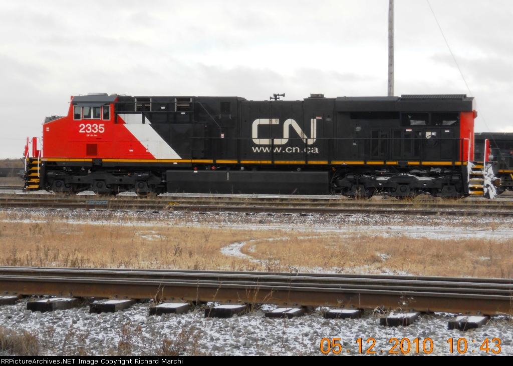 CN 2335